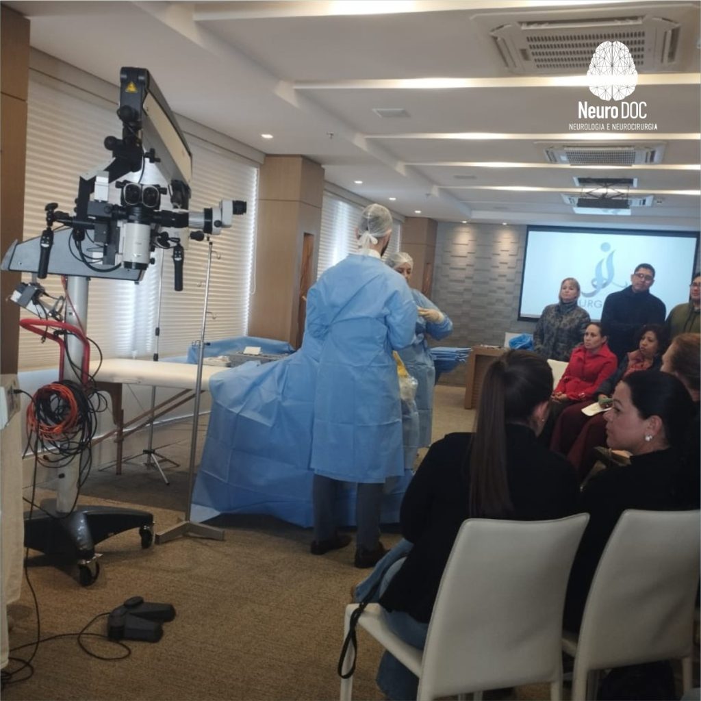 NeuroDOC e Surgline Realizam com Sucesso o Curso de Instrumentação em ...